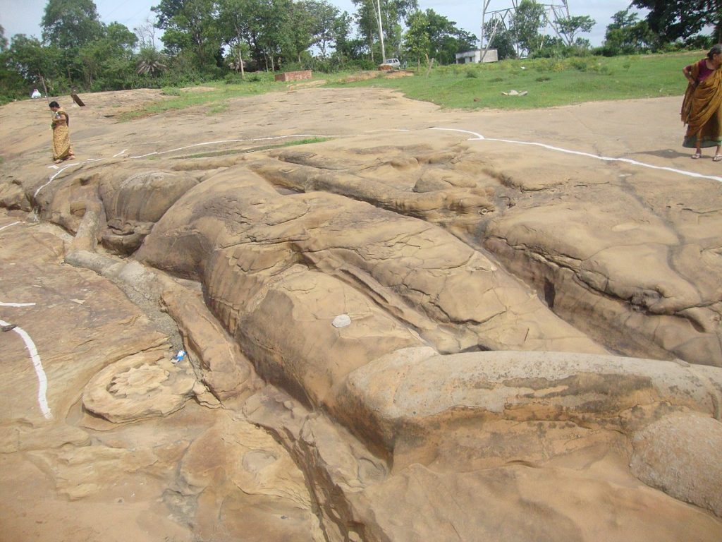 ବ୍ରାହ୍ମଣୀ ନଦୀ ପଠାରେ ବିଜେ ଶ୍ରୀବିଷ୍ଣୁଙ୍କ ସୁଦୀର୍ଘ ଐତିହାସିକ ଅନନ୍ତଶୟନ ...