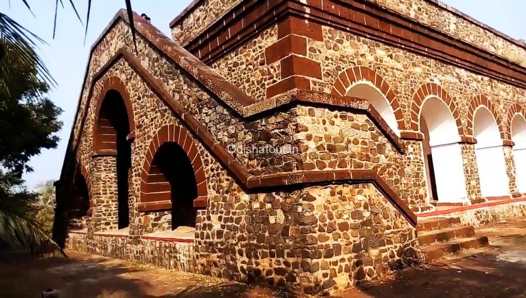 ସମୁଦ୍ର ଭିତରେ ଭିତରେ ବିଶାଳକାୟ ଅଟାଳିକା – Swadhikar